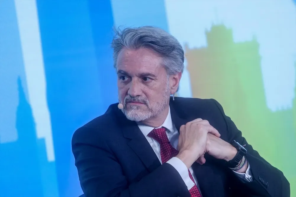 Más del 40% de las grandes empresas españolas adoptaron la IA ...