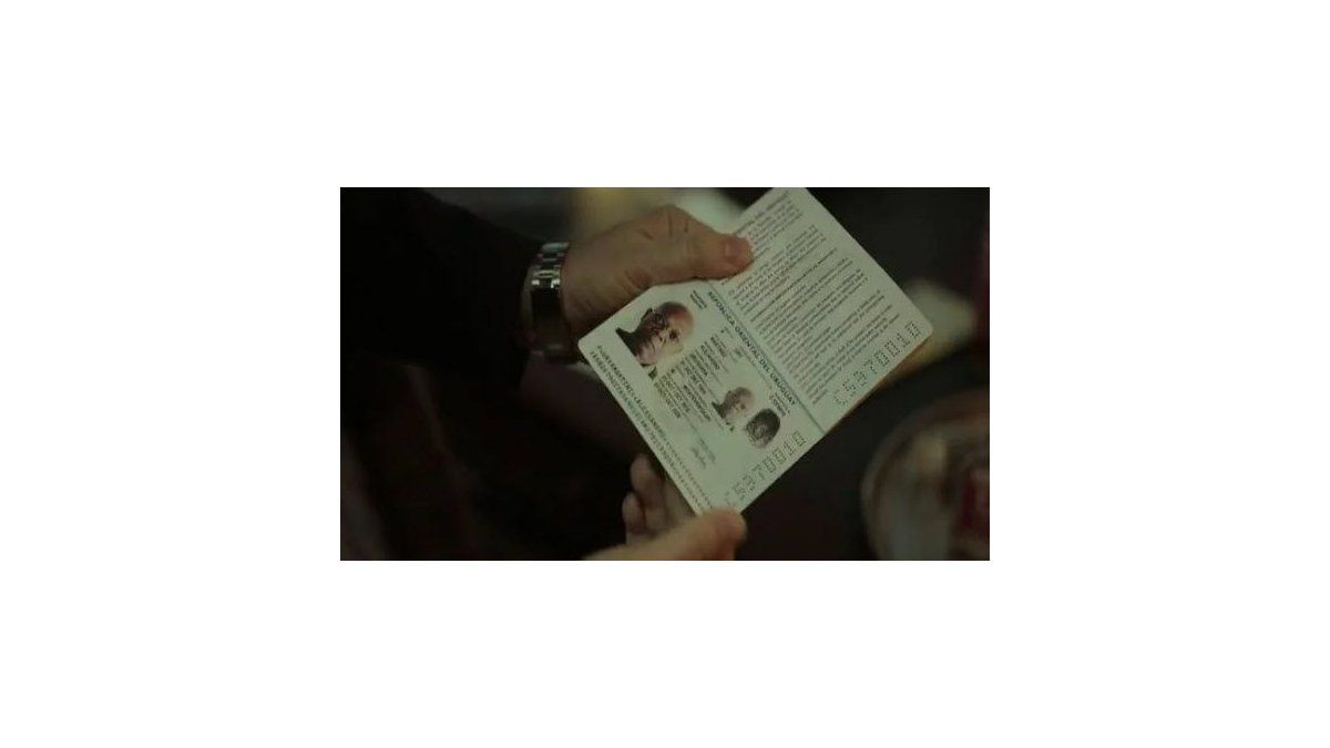 ¿Samuel L. Jackson tiene un pasaporte uruguayo falso? La curiosa ...