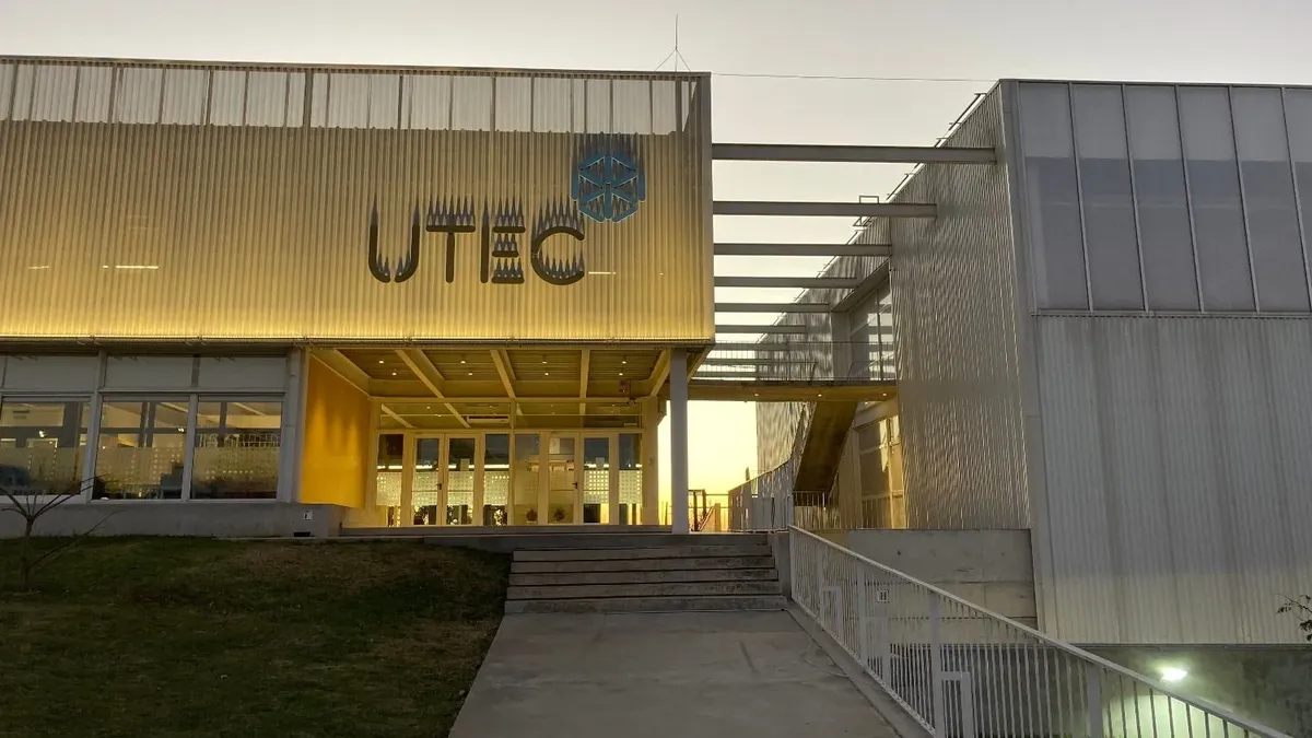 Aumentan carreras semipresenciales en UTEC: ¿qué podés estudiar?