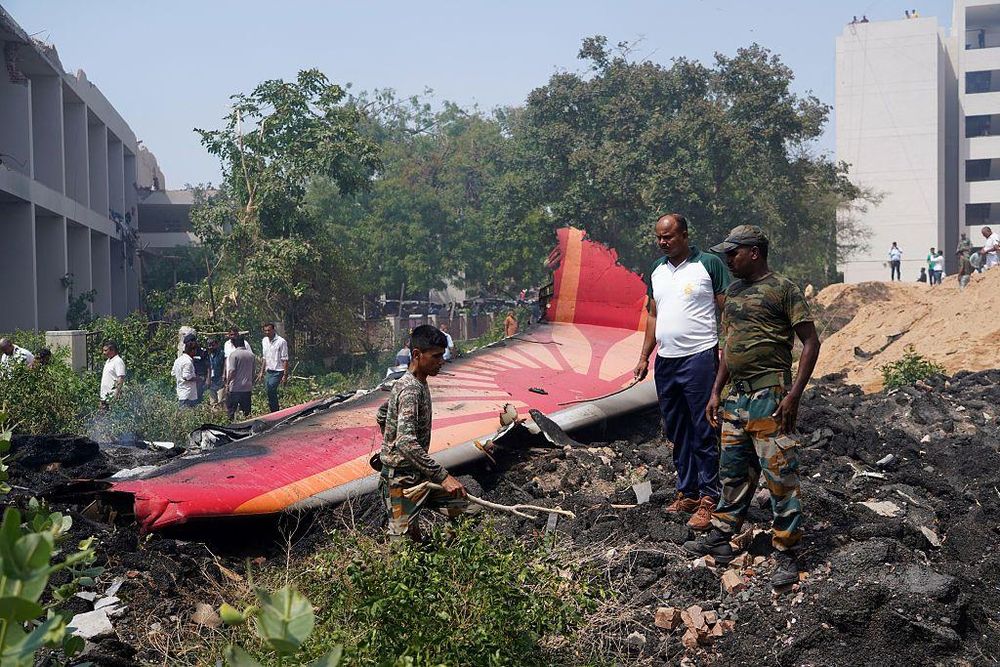 4 posibles causas del accidente del avión de Air India que se estrelló en 30 segundos