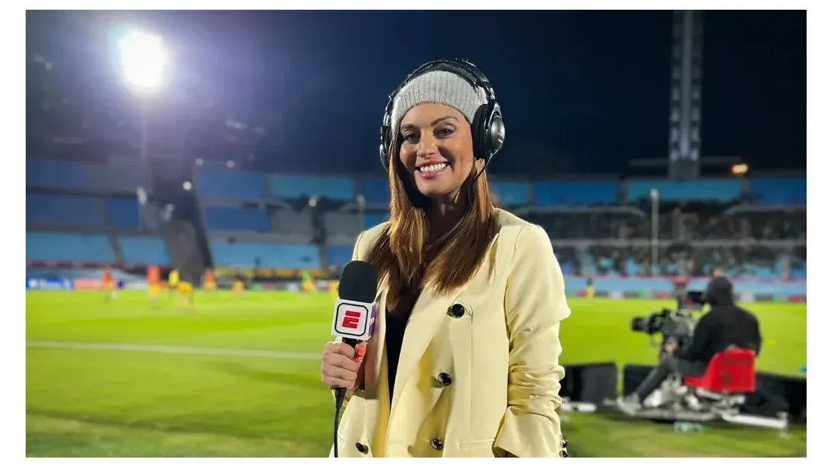 Ana Inés Martínez mostró que está lista para cambiar el micrófono por ...