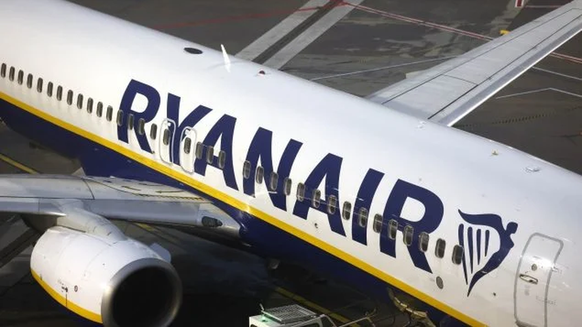 Italia multa a Ryanair con €255 millones por poner trabas a la venta de ...