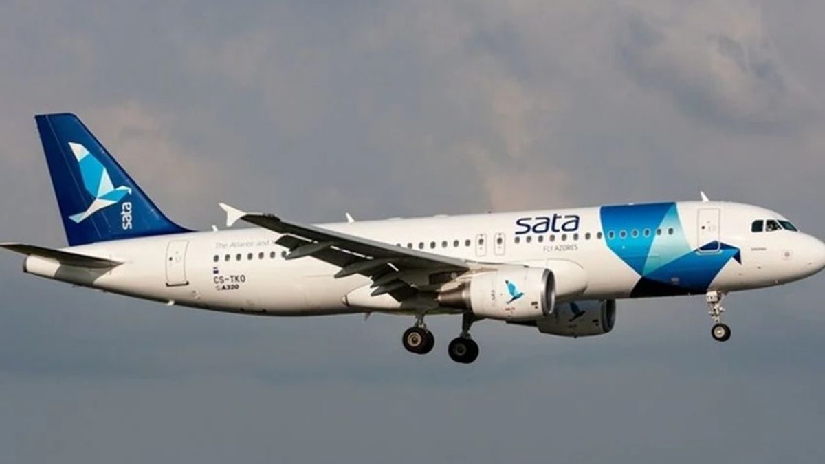 Detuvieron a dos personas por una falsa amenaza de bomba en un avión ...