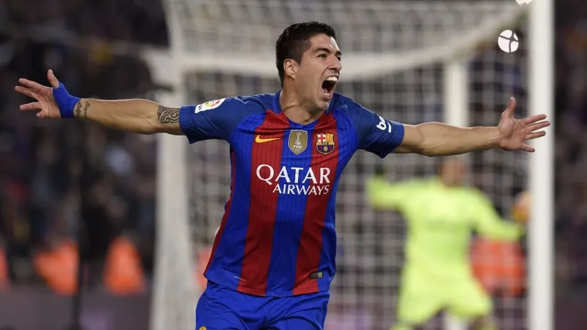 Suárez, máximo goleador mundial de 2016