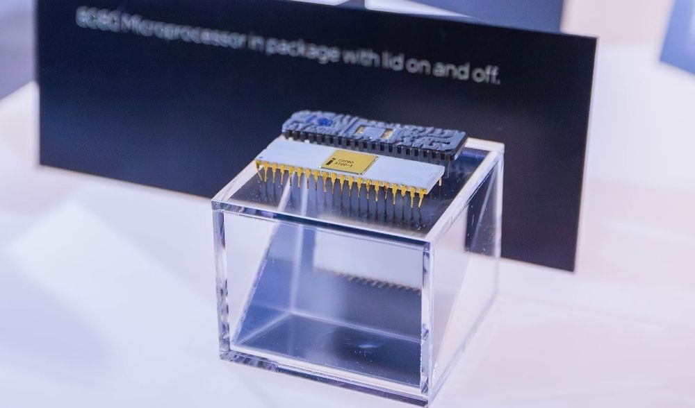 Se cumplen 50 años de Intel 8080, el chip que creó el mercado de ...