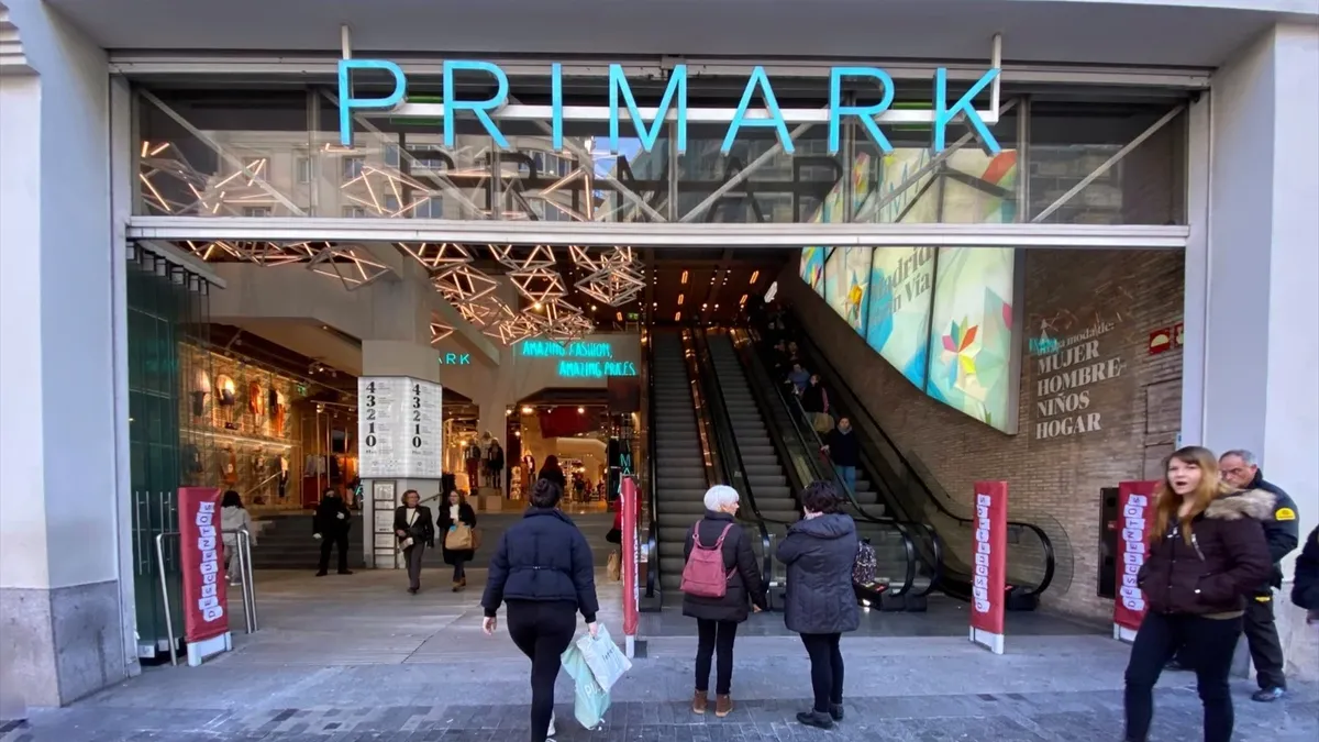 Primark vende un 7,3% más en su primer trimestre fiscal
