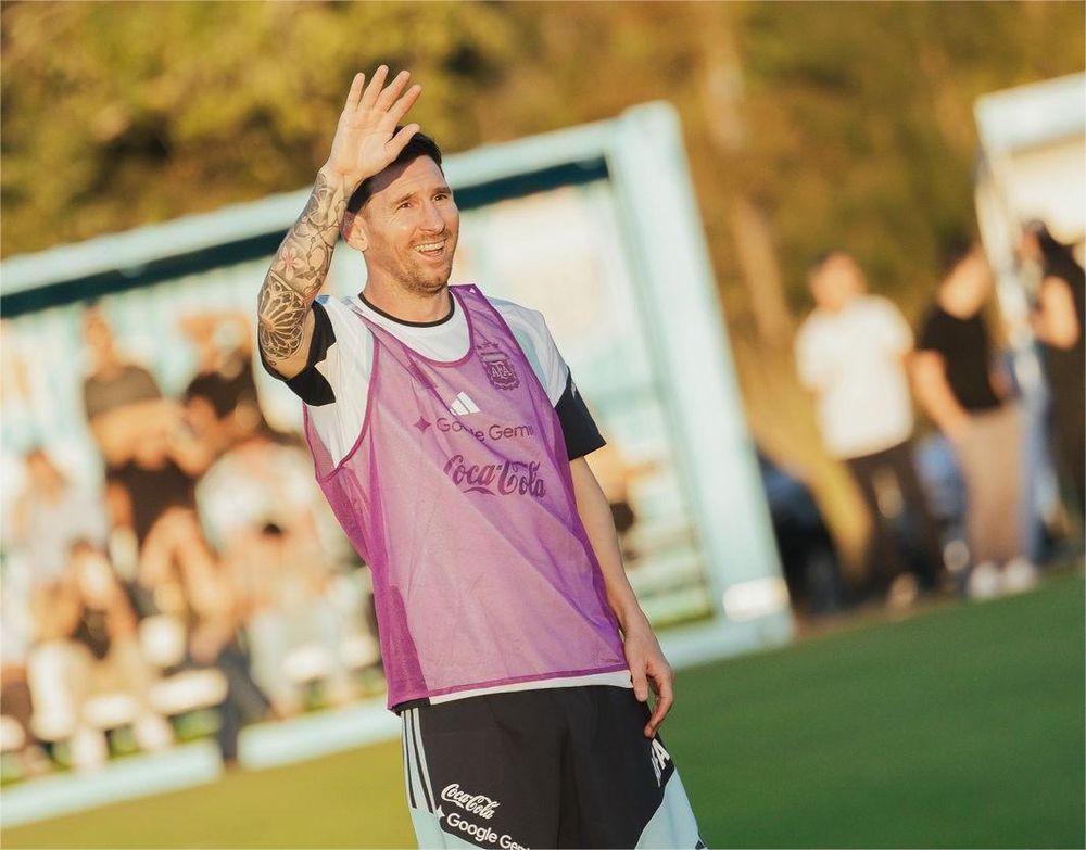 Ricardo La Volpe pone la lupa en el estado físico de Messi para el ...