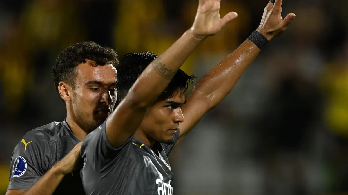 El youtuber Davoo Xeneize se volvió loco con Arezo: Top 3 mejores 9 de ...