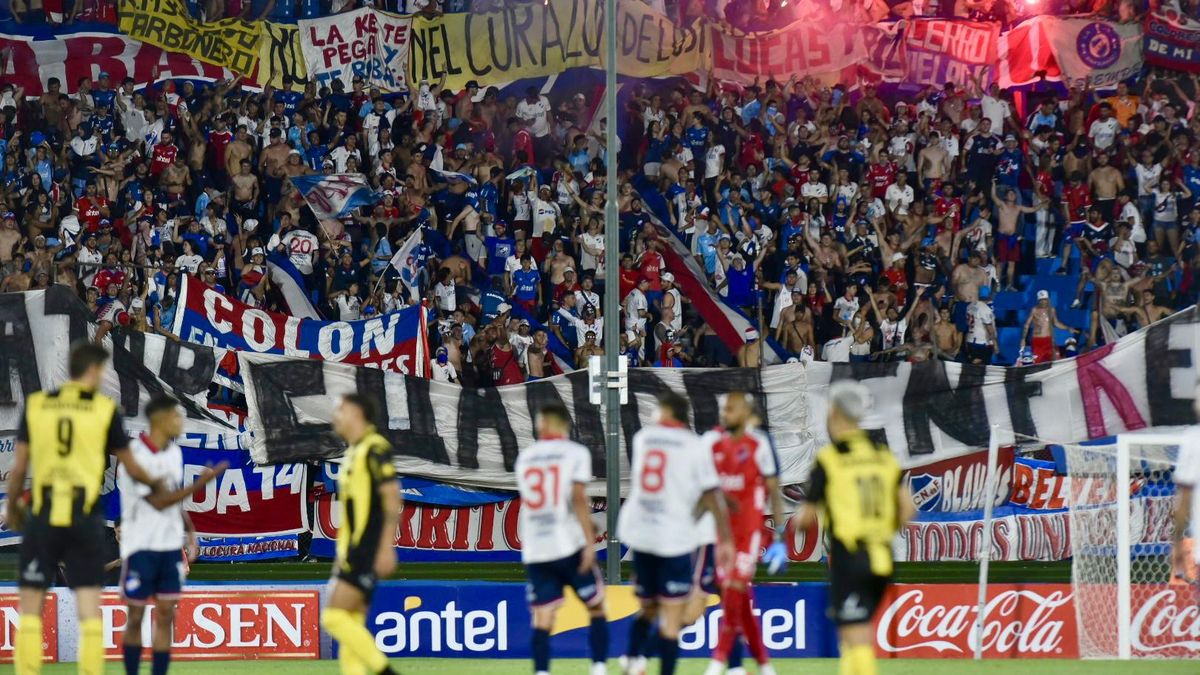 Banderas robadas y una bengala que pudo generar un grave daño a dos ...