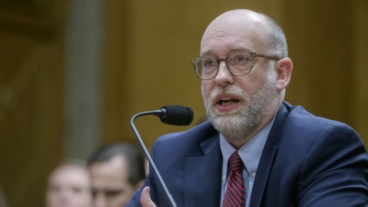 Russell Vought, el coautor del polémico Proyecto 2025 que llega al ...