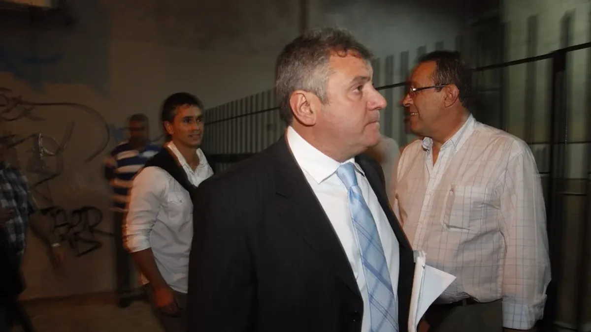 Valdez tiene la delantera