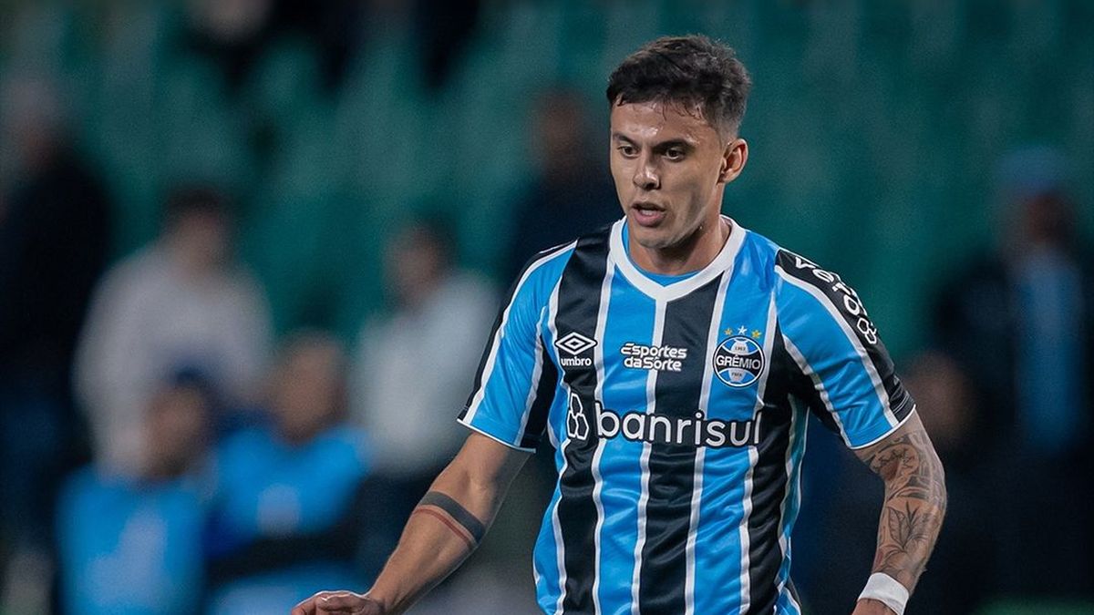 El mediocampista Felipe Carballo dejó el Gremio de Brasil y fue ...