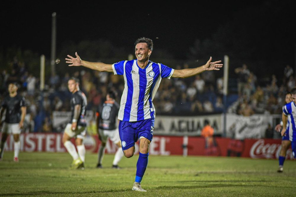 Cerro Largo 2 (4) vs Danubio 2 (3) por Copa Sudamericana: Gino Santilli ...