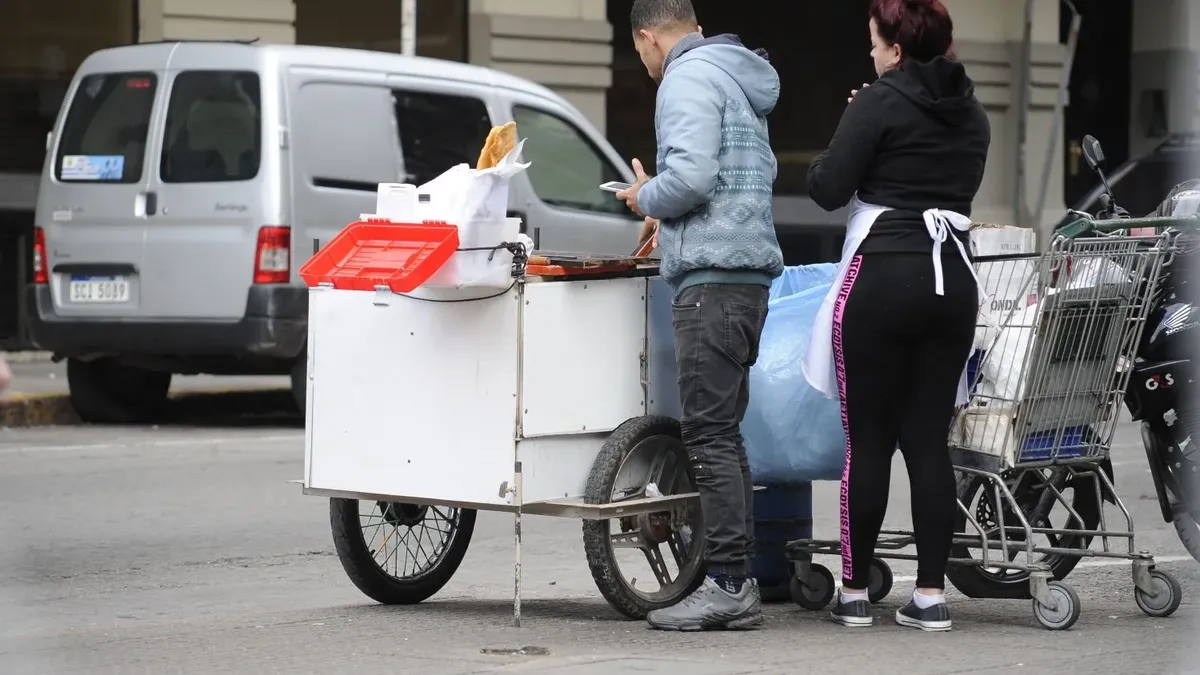 La informalidad laboral en Uruguay: ¿qué dicen los datos por departamento, sexo y tipo de empleo?