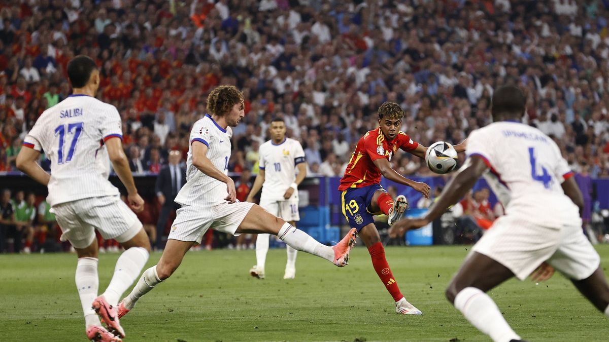 Lamine Yamal humilla y retracta a Adrien Rabiot en la Eurocopa