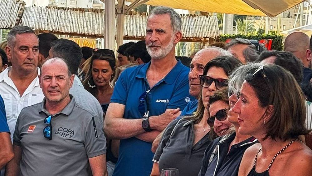 El cantante Jaume Anglada, amigo del rey Felipe VI, recibe el alta un mes después del ...