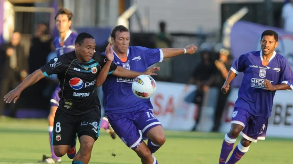 Defensor Sporting toma precauciones por la altura