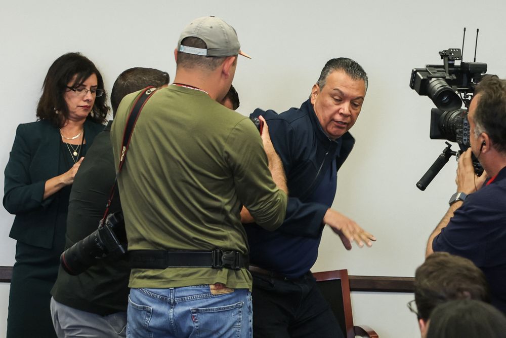 VISIBLE Act: el proyecto de ley que buscar obligar a los agentes de ICE ...