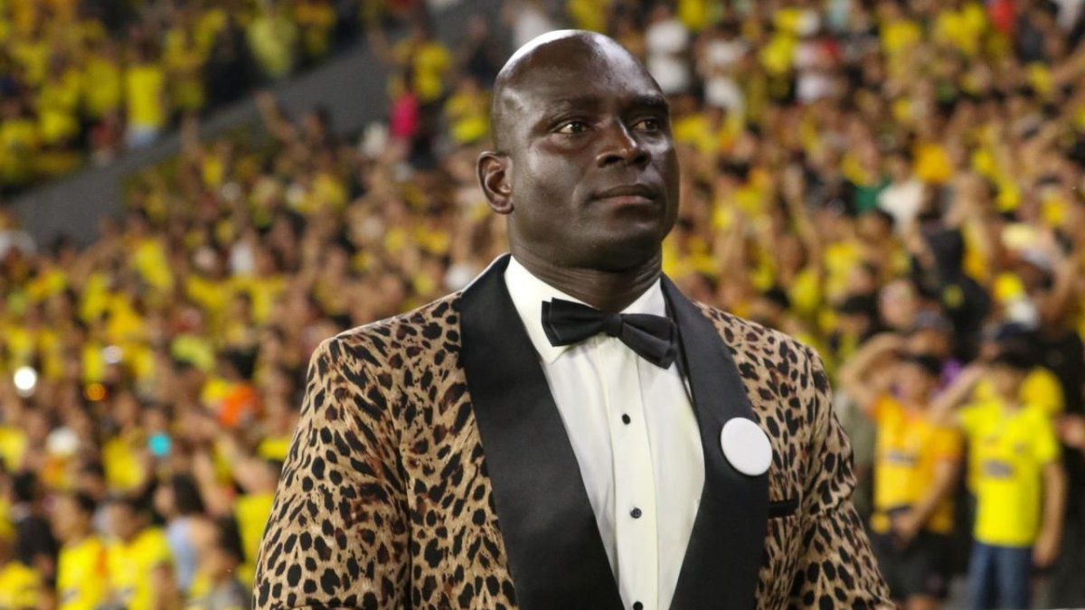 El nuevo look de Segundo Castillo ante River Plate en el partido por ...