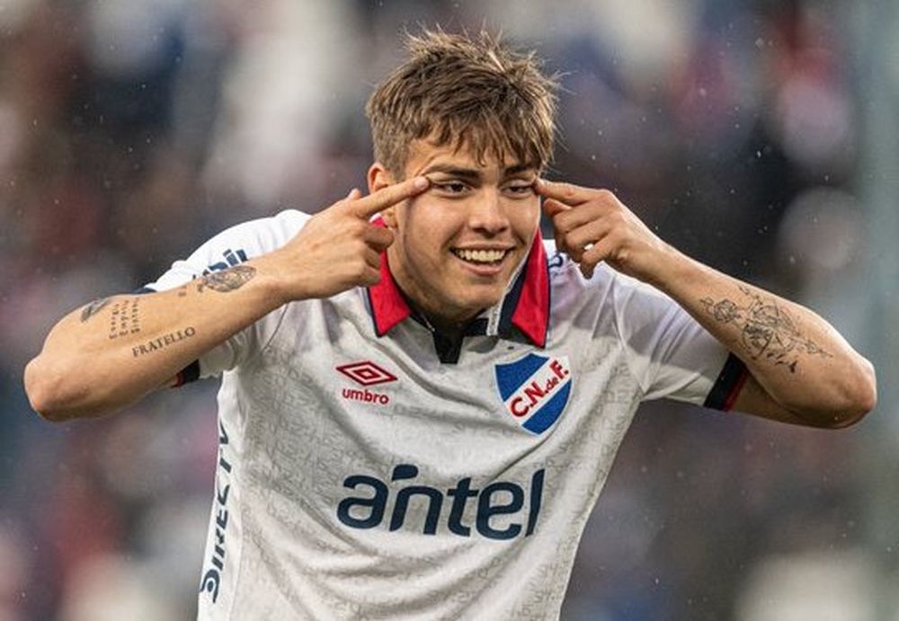 El juvenil del plantel principal de Nacional que renovó automáticamente ...