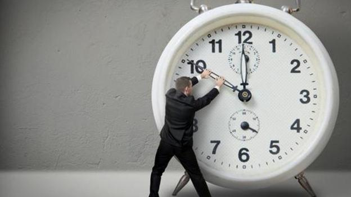 España cambia la hora: esta es la fecha exacta en que habrá que ...