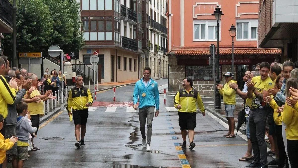 El impresionante recibimiento al remero Leandro Salvagno en el País Vasco