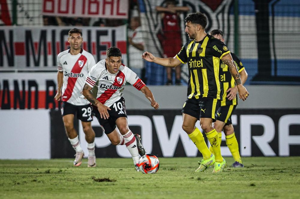 Peñarol 0 (2)-0 (4) River Plate por la Serie Río de la Plata: el ...