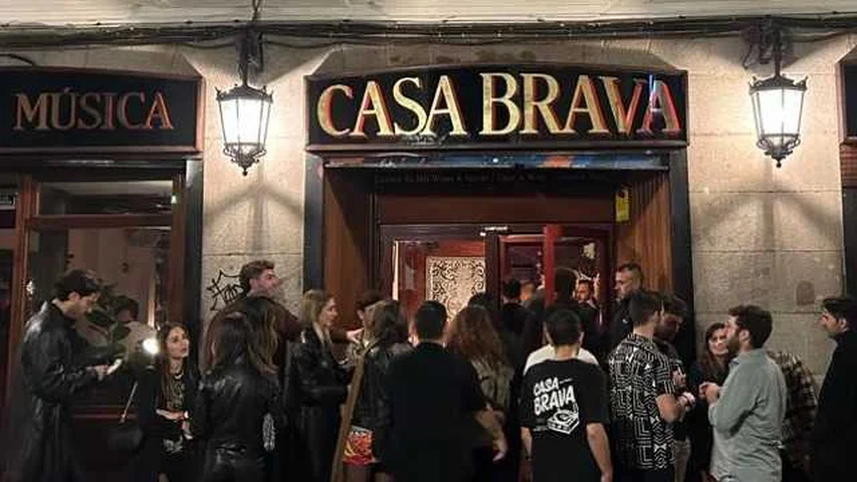 Casa Brava: el bar que trajo su corazón de Rosario a Madrid y enamoró a Fito Páez