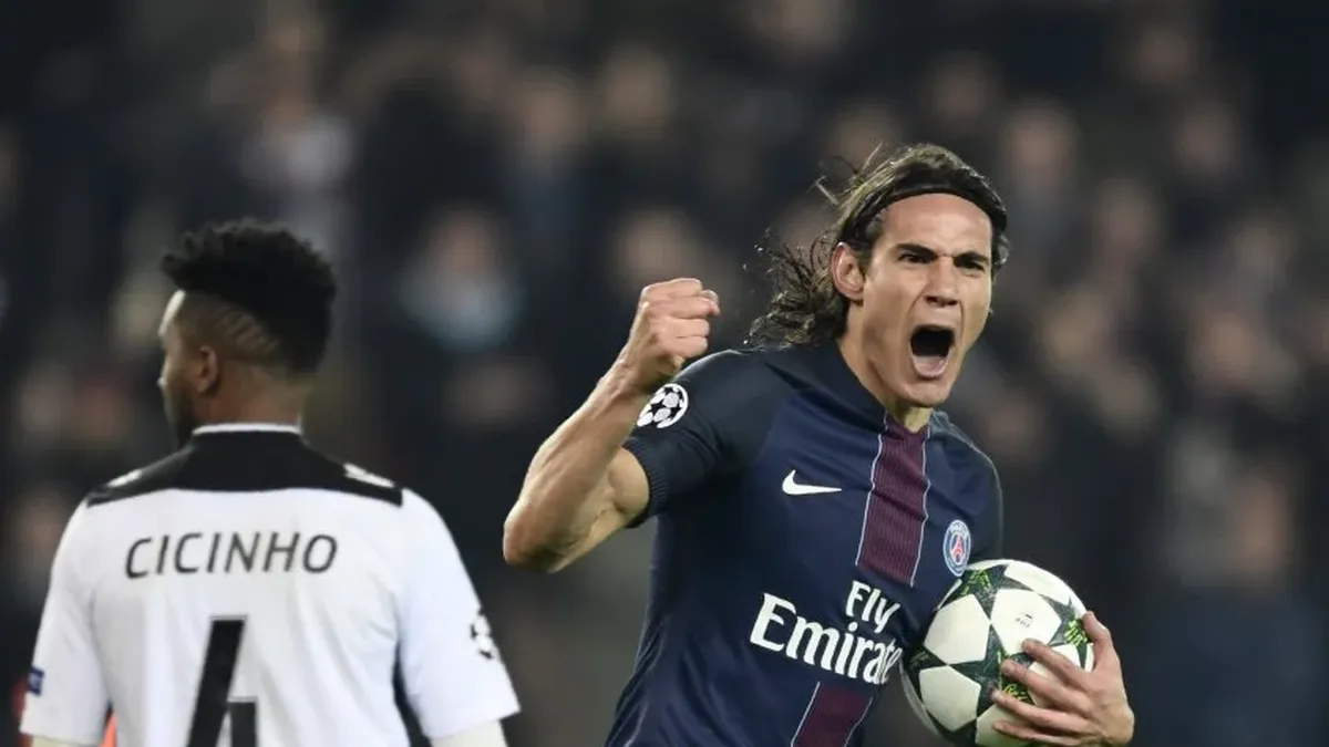 Cavani: 20 goles en 20 partidos