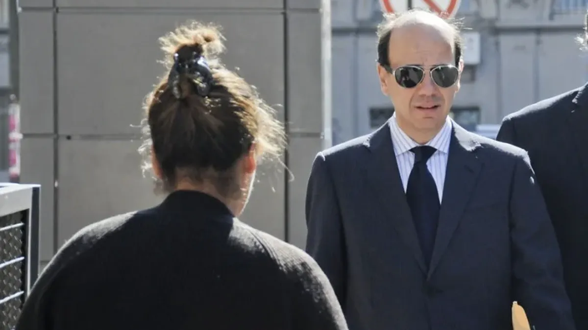 Exabogado de López Mena declaró por caso Pluna