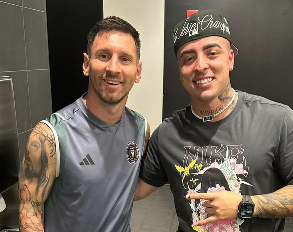 La historia del barbero uruguayo que le corta a Luis Suárez y Lionel ...