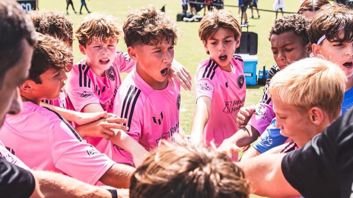 Mirá el nuevo gol de Benjamín Suárez, hijo de Luis Suárez, capitán de ...