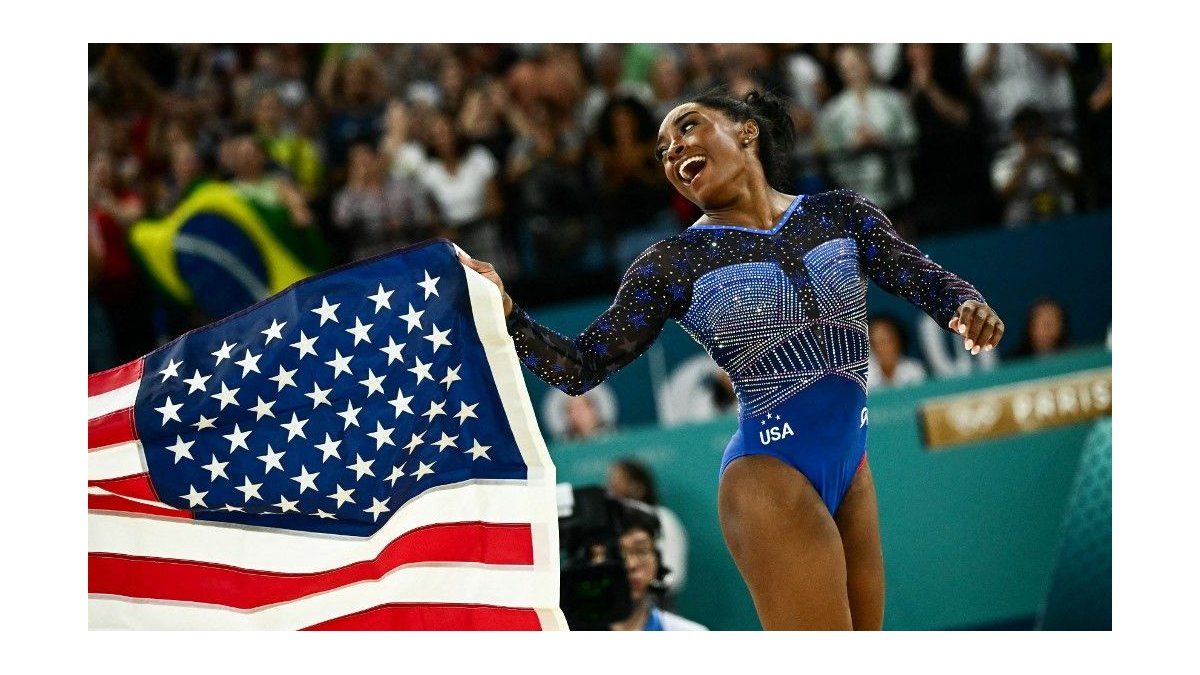 Simone Biles ORO en final dramático de gimnasia ante la brasileña ...
