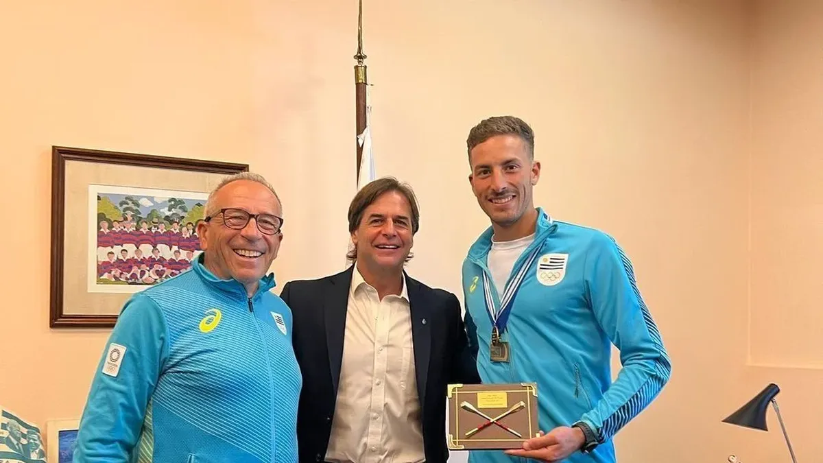 Lacalle Pou recibió a Felipe Klüver y el campeón mundial invitó a remar ...