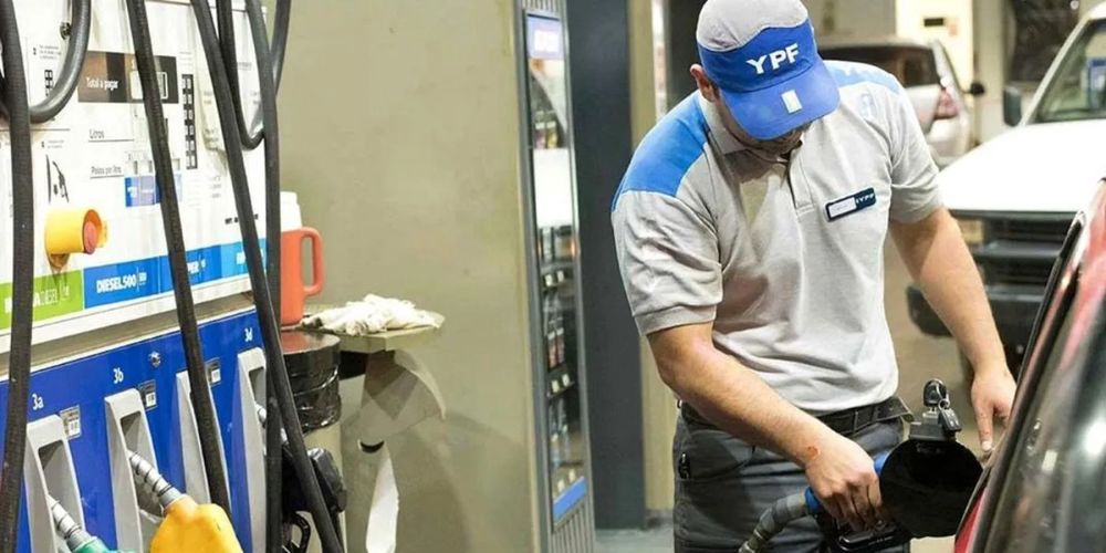 Sube la nafta: desde cuándo y cuánto costará el litro en Buenos Aires