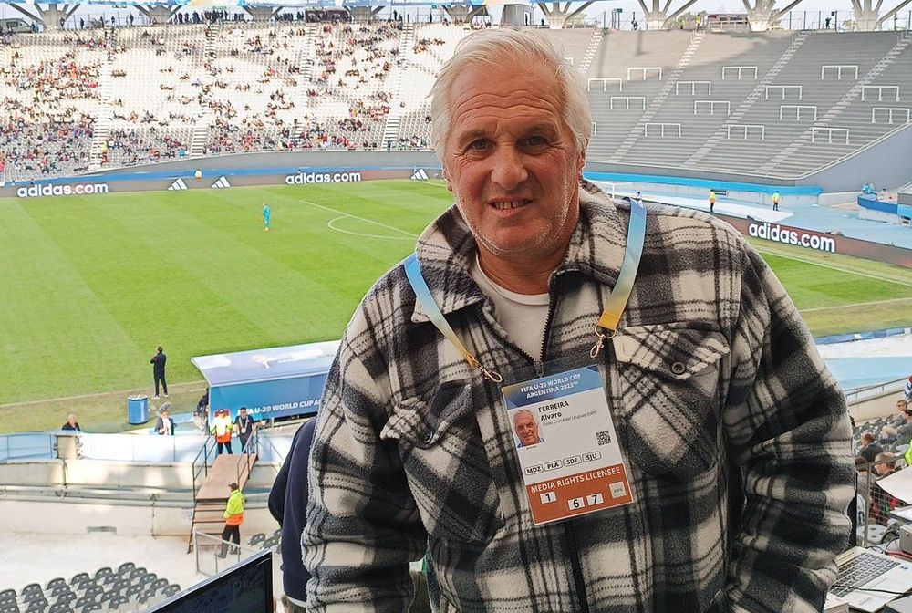 Un hincha de Cerro le pegó de atrás a un periodista de 65 años en una ...