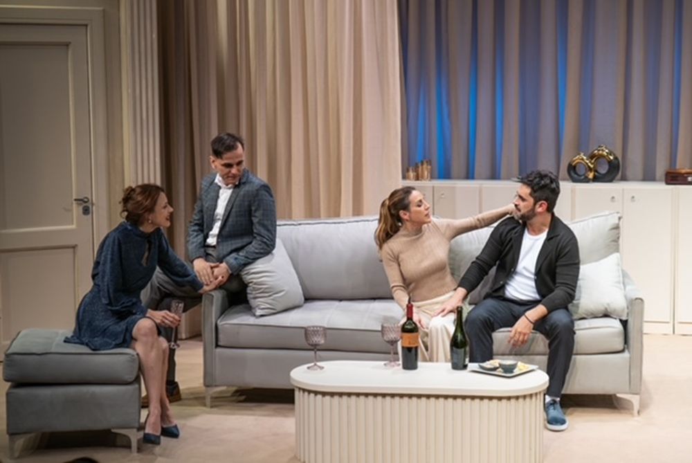 La mentira, la obra de teatro en la que Eleonora Wexler y Gonzalo ...