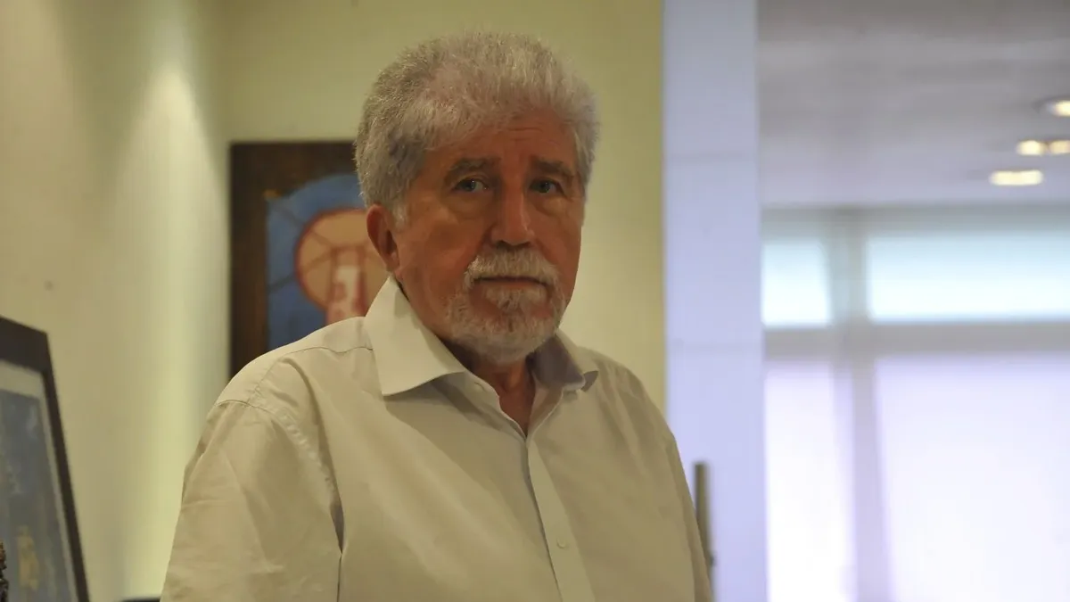 Valenti dijo que Uruguay se ahorró US$ 300 millones con el cierre de Pluna: Tenemos que estar ...