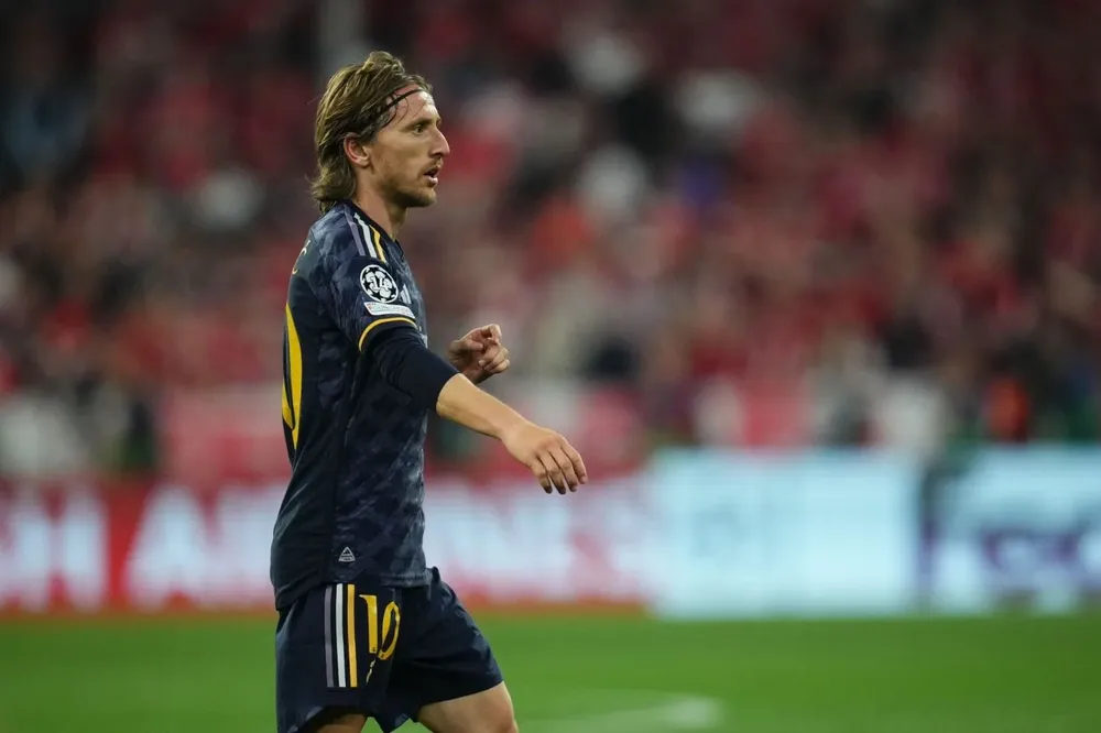 Modric se convierte en el jugador más veterano que juega con el Real Madrid