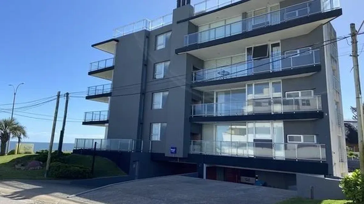 Iocco: casas en Parque Batlle, otra en El Pinar y un apartamento en Punta del Este