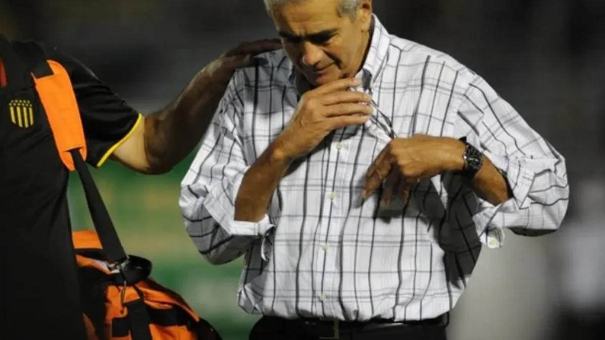 La hora de un nuevo adiós por teléfono