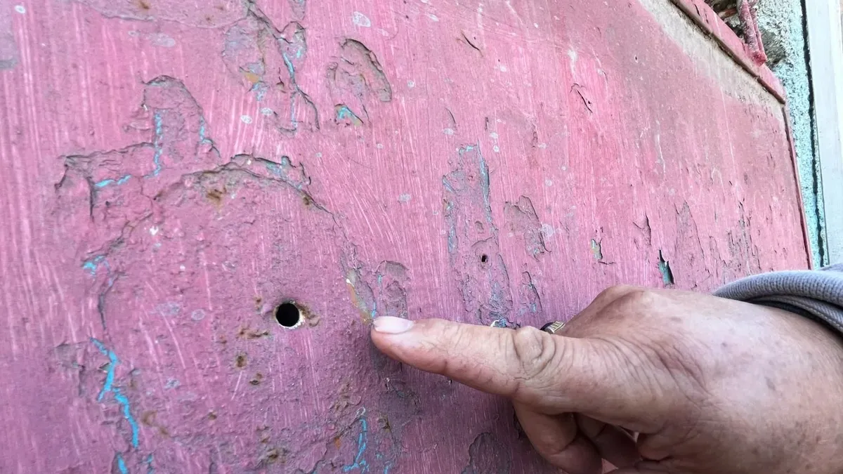 Así se sobrevive en Marconi: el barrio inhabitable en el que los ...