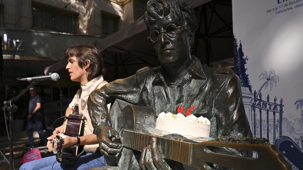 Almería celebra el cumpleaños de John Lennon, su genial habitante ilustre durante seis meses