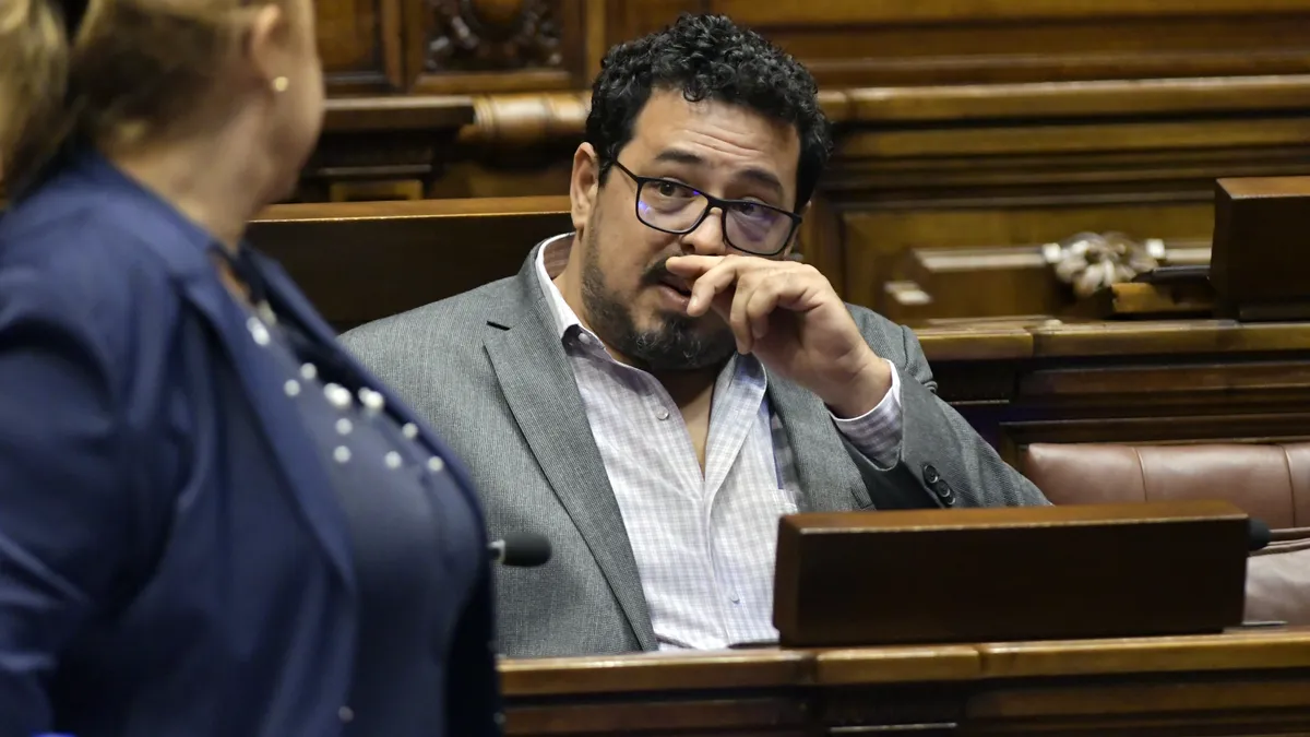 Así fue la emotiva despedida de Pacha Sánchez en Diputados