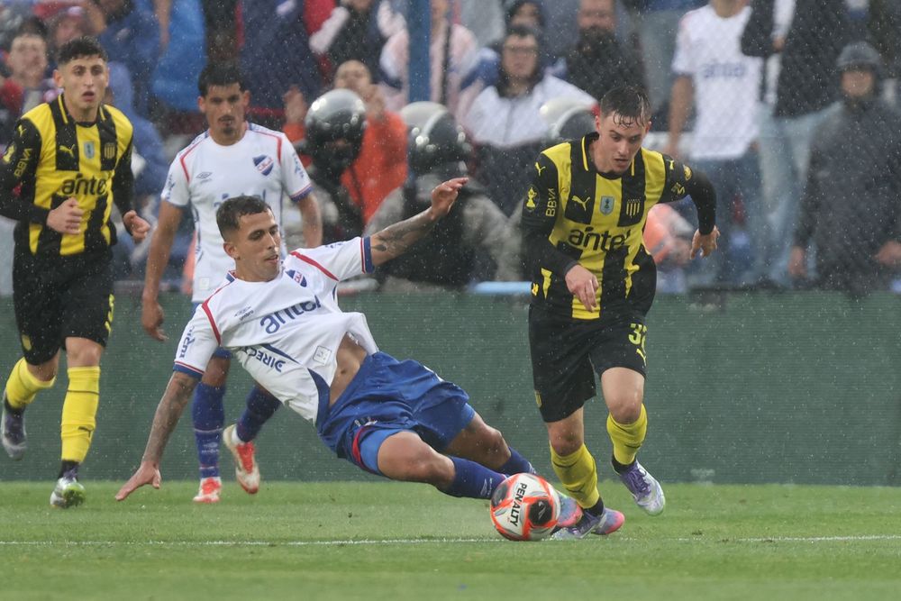 ¡Nacional campeón! Con un golazo de Christian Ebere derrotó 1-0 a Peñarol y después de tres años ...