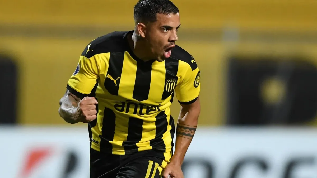 ¿Esta es la cola?, ¡Bienvenido, Rey!: mirá el anuncio de Peñarol para su última contratación ...