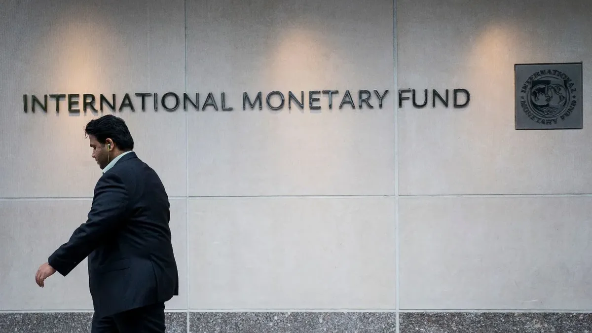 El FMI y el Banco Mundial advirtieron que creció el riesgo de una ...