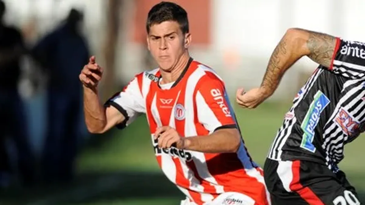 Almada hace dos cambios