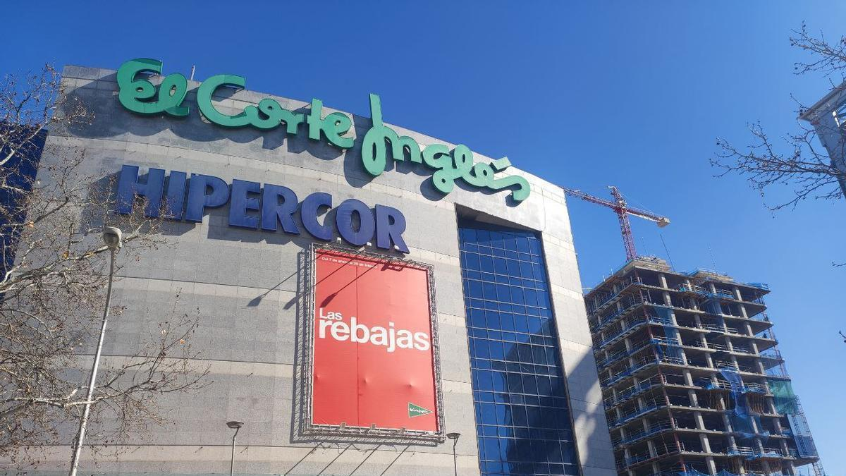 Hipercor, El Corte Inglés y Aldi, las cadenas de supermercados ...