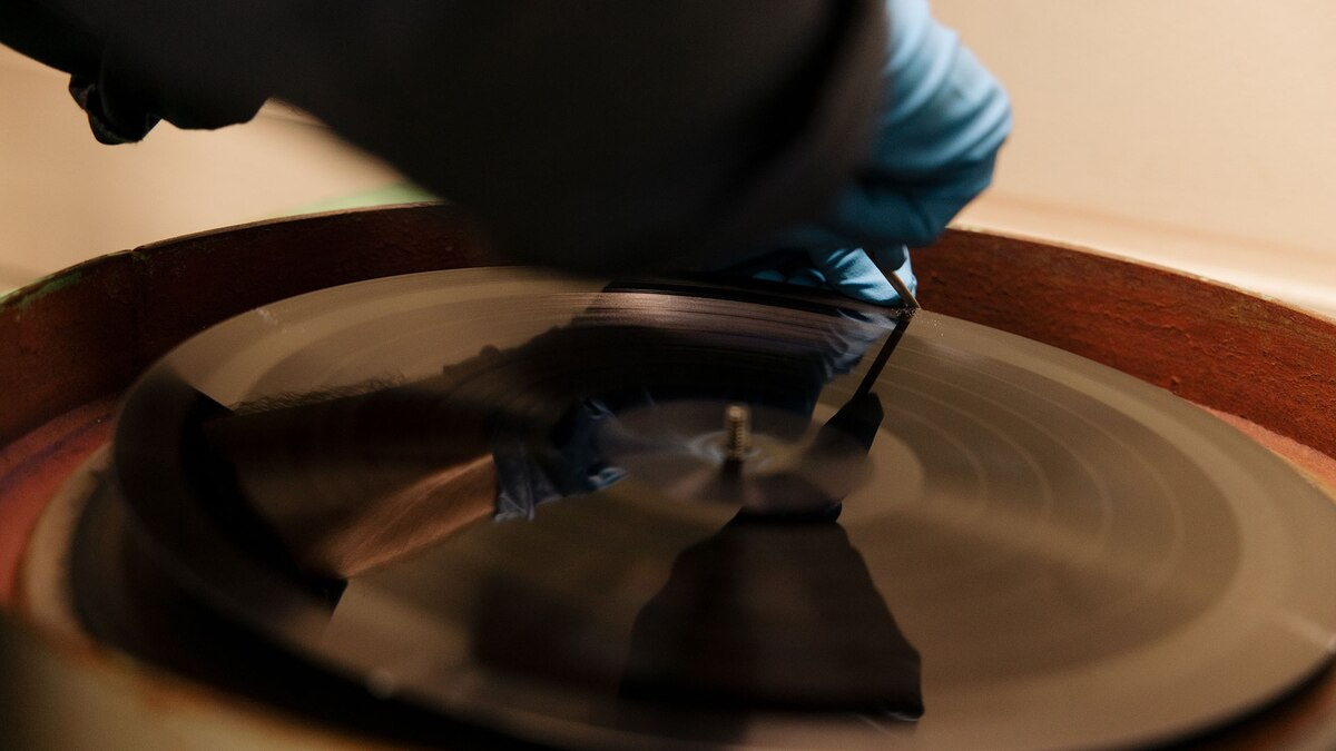 Una muestra en Segovia resalta al disco de vinilo como un objeto de ...